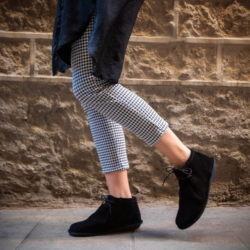 JTREE Suede Constellation Black – VIBAe